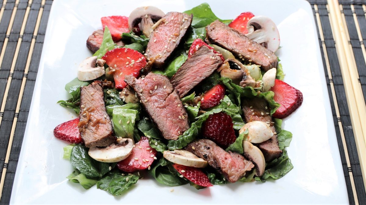 Teriyaki Steak Salad and Strawberries - Keto Meals and Recipes