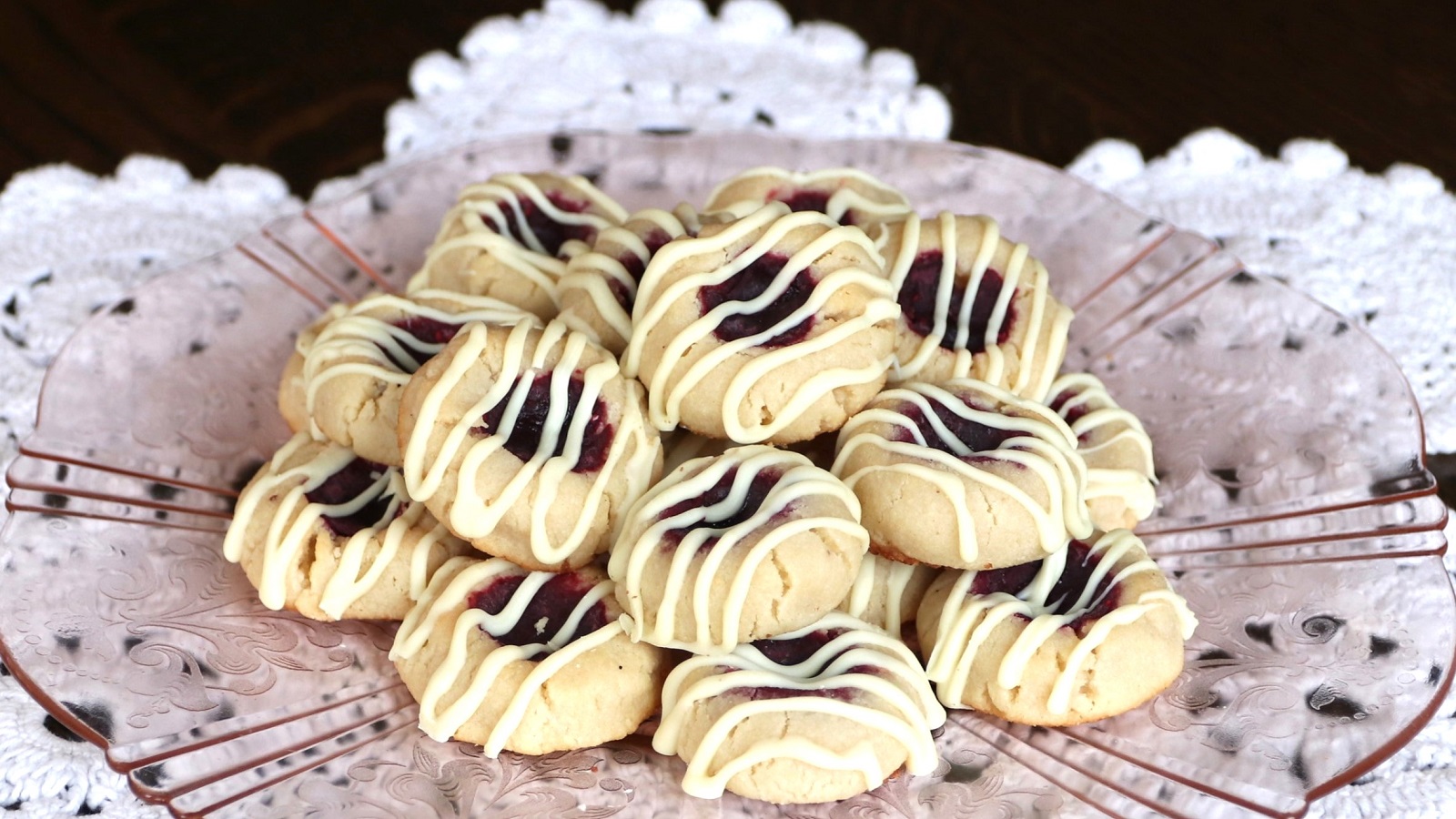 Raspberry Almond Shortbread Thumbprints - Keto Meals and Recipes